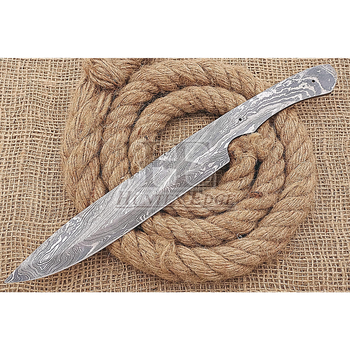 HUNTEX Unique Custom Handmade Hand-Forged Twist Pattern Damascus Steel 13 Inch Long Full Tang Razor Sharp Hunting Blank Blade Neck Sticker Knife