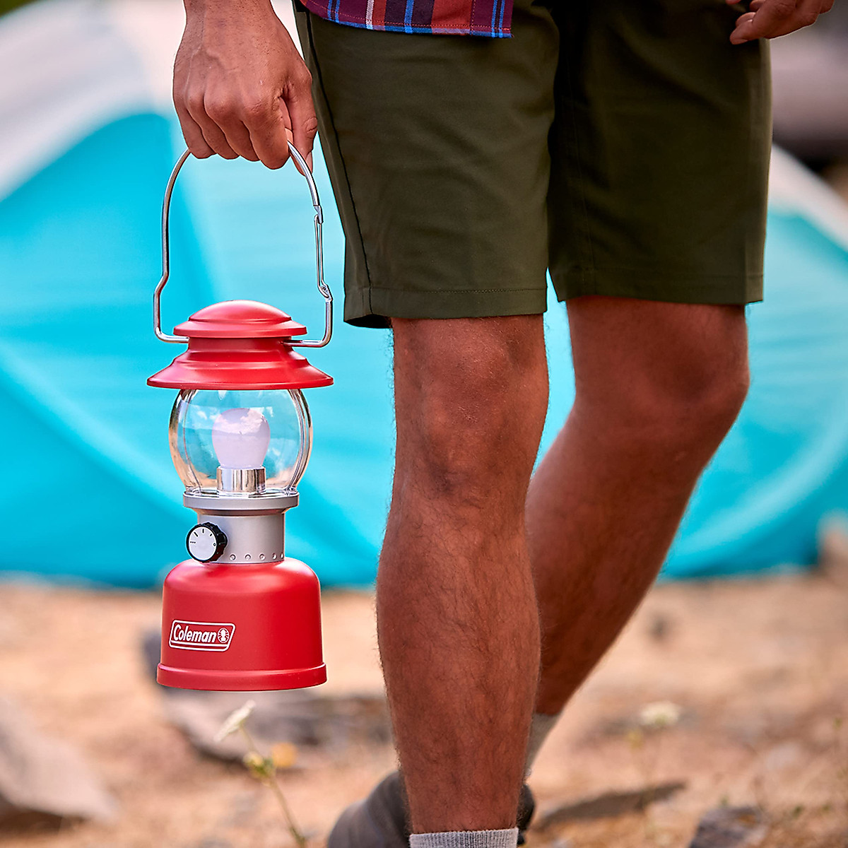 Coleman Classic LED Lantern, 300L/500L Handheld Lantern with Hanging Handle, Durable & Water-Resistant Lantern with Long Runtime for Camping, Emergencies, & at-Home Usage