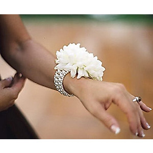 Bubble Pearl Beaded Corsage Wristlet in Sugar White