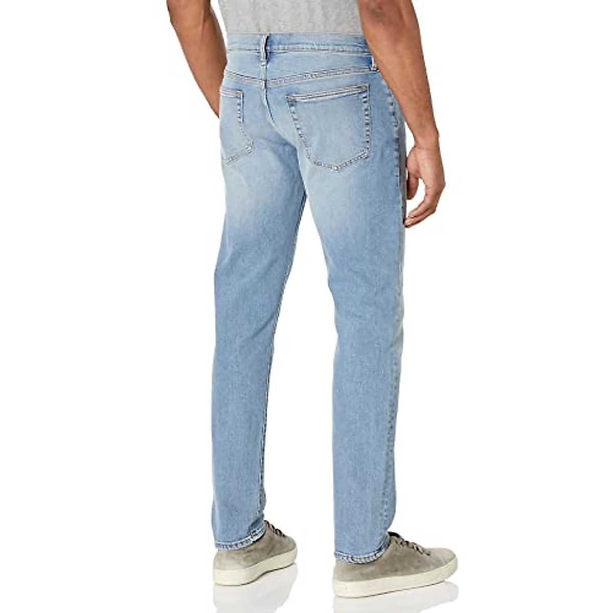 GAP Mens Slim Taper Fit Jeans, Light Wash, 30W x 32L US