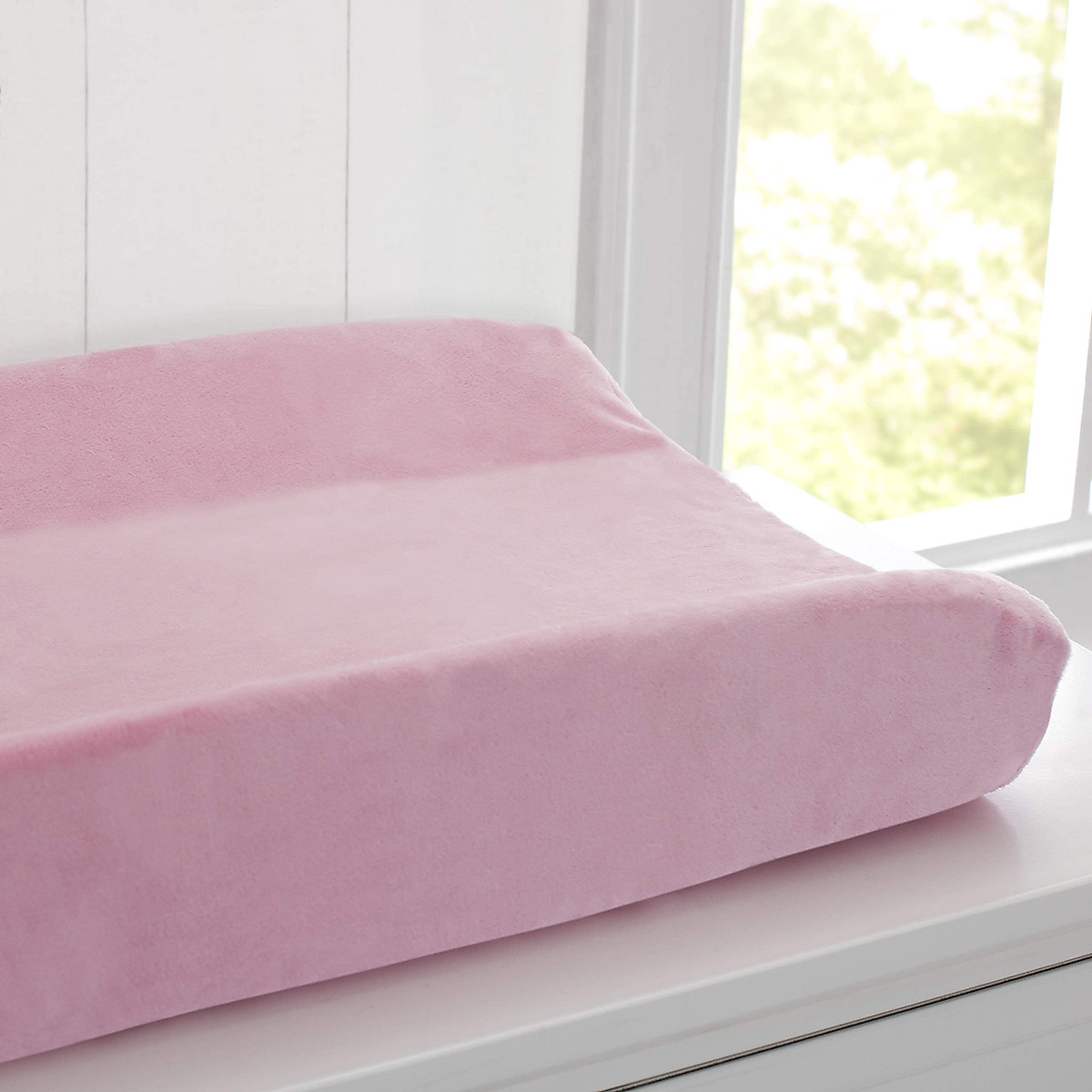 Delta Children Contoured Changing Pad with Plush Cover, Pink