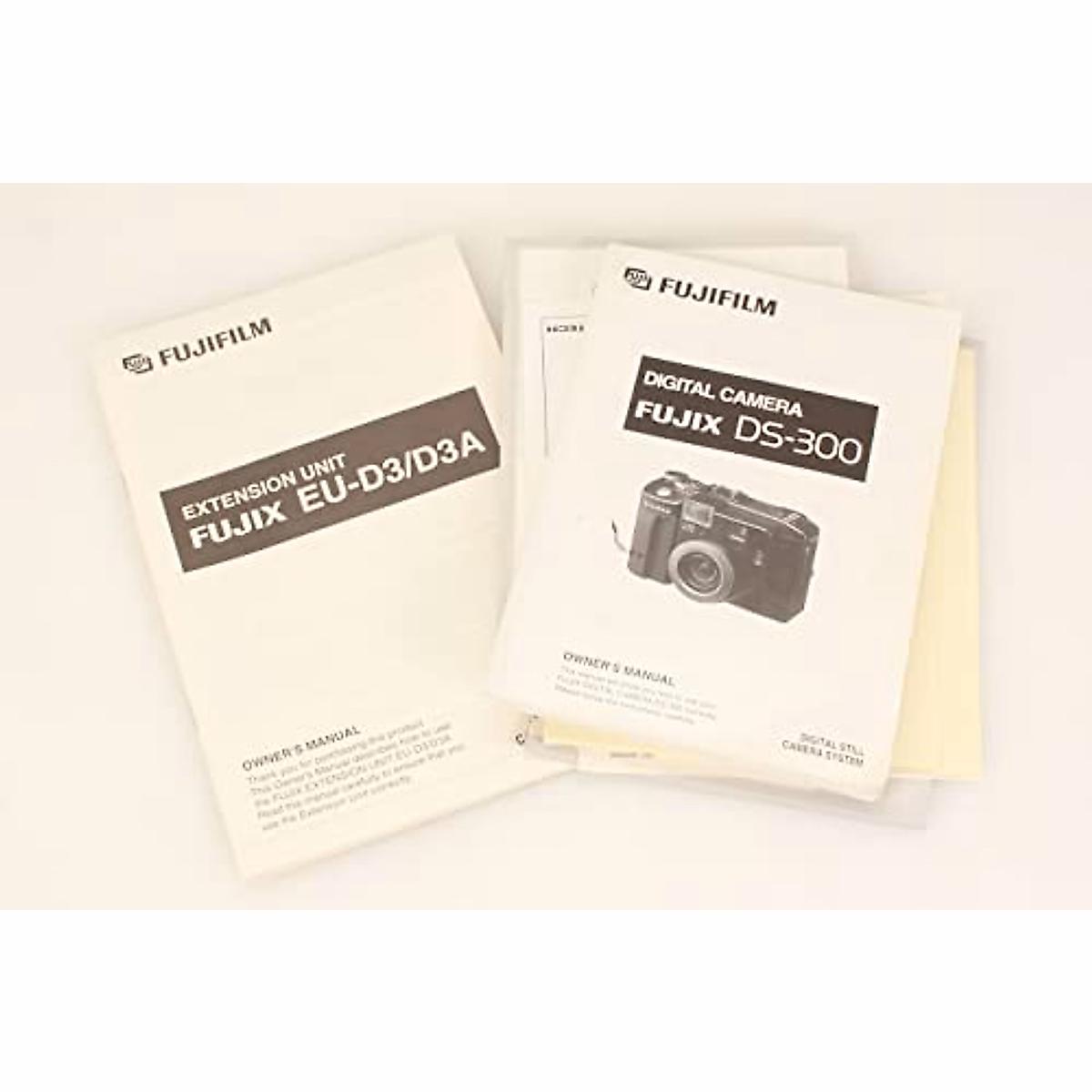 Very Rare FUJIFILM DS-300 Digital Camera from 1997 in Box with Extras