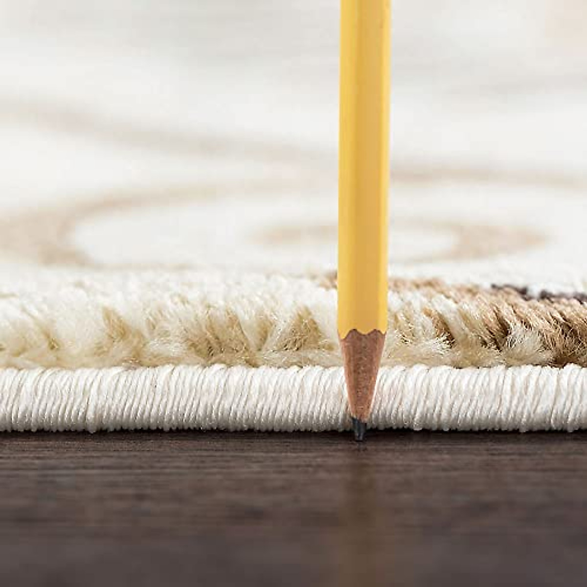 Giselle Transitional Floral Ivory Scatter Mat Rug, 2' x 3'