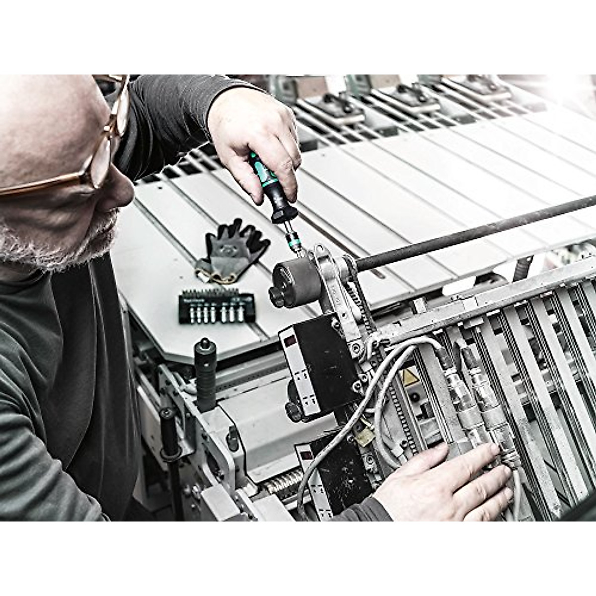 Wera - 5074739001 Kraftform 7440/41/42 Torque Screwdriver 0.3-6.0 Nm and Bit Set, 27-Piece