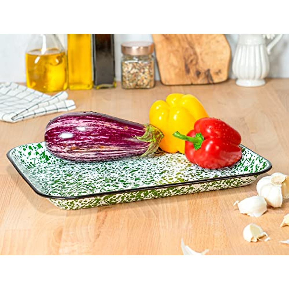 Red Co. 13.5” x 10” Enamelware Metal Classic 1.6-Quart Rectangular Serving Tray, Dark Green Marble/Black Rim – Splatter Design