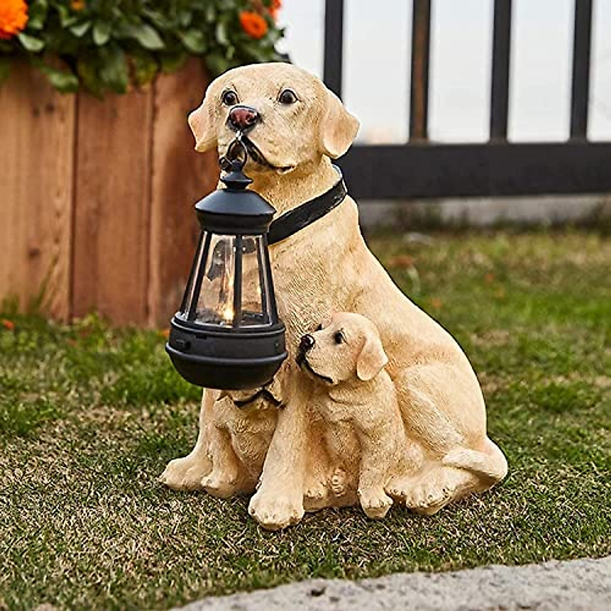 LTHDD Outdoor Labrador Family Statue with Solar Lights,Windproof Lamp for Home Garden Decoration,Lifelike Dog Figurine Decoration,Solar Lantern Dog Garden Statues