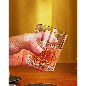 Kollea Cool Boss Gifts for Men, Whiskey Decanter Set with Glasses, Best Boss Birthday Christmas Gifts for Men, Office Farewell Gifts for Boss, Manager, Leader, Personalized Liquor Decanter Present