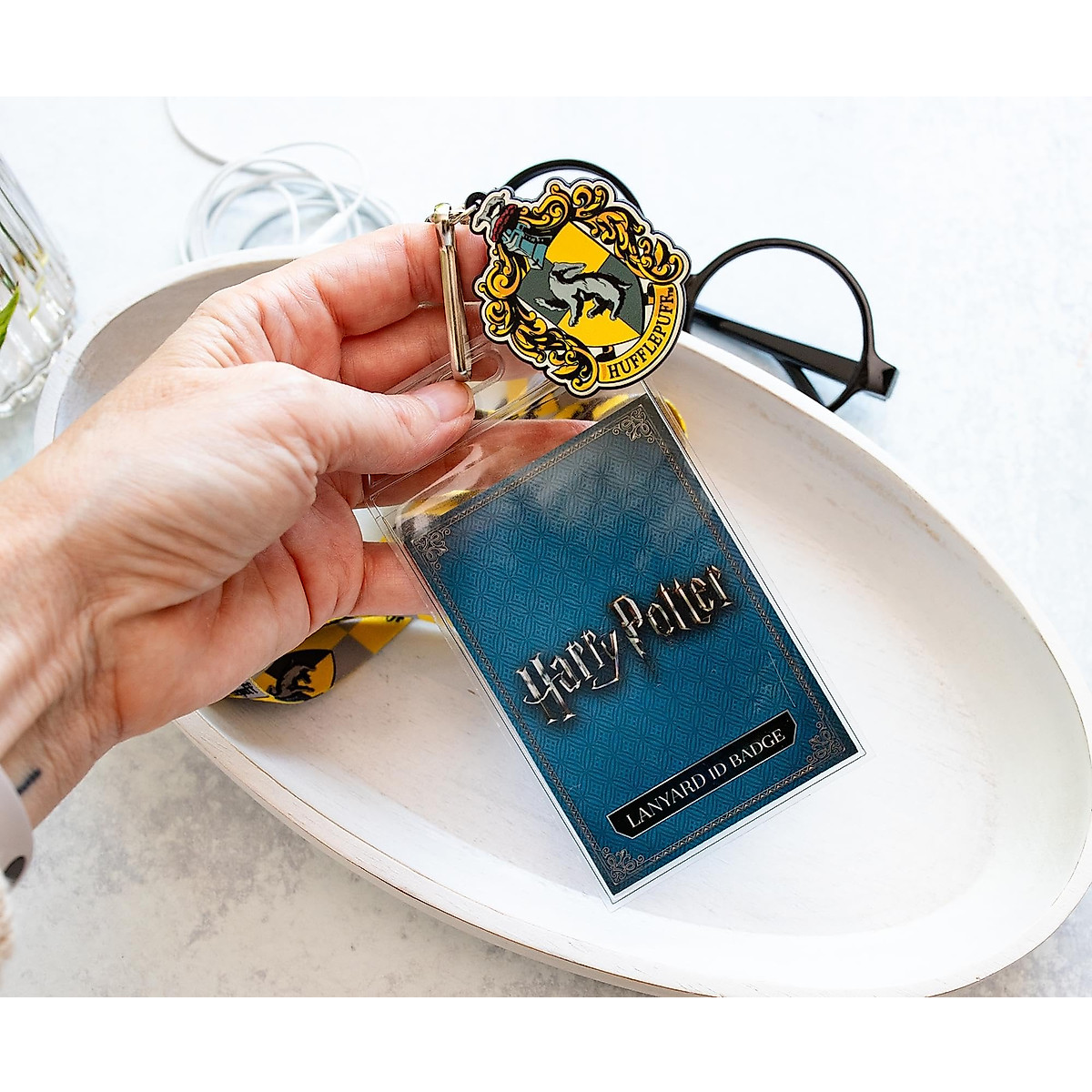 Harry Potter Hufflepuff 22-Inch Lanyard With ID Badge Holder And Logo Charm