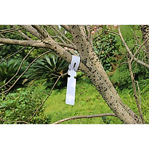 Mziart 200Pcs Plastic Plant Labels Wrap Around Tree Tags, Adjustable Nursery Garden Labels Plant Tags with Large Writing Surface, White