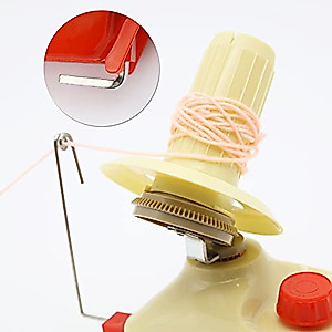 LAMXD Needlecraft Yarn Ball Winder Hand Operated,Red,Portable Package,Easy to Set Up and Use,Sturdy with Metal Handle and Tabletop Clamp,Including Yarn Needles Set…