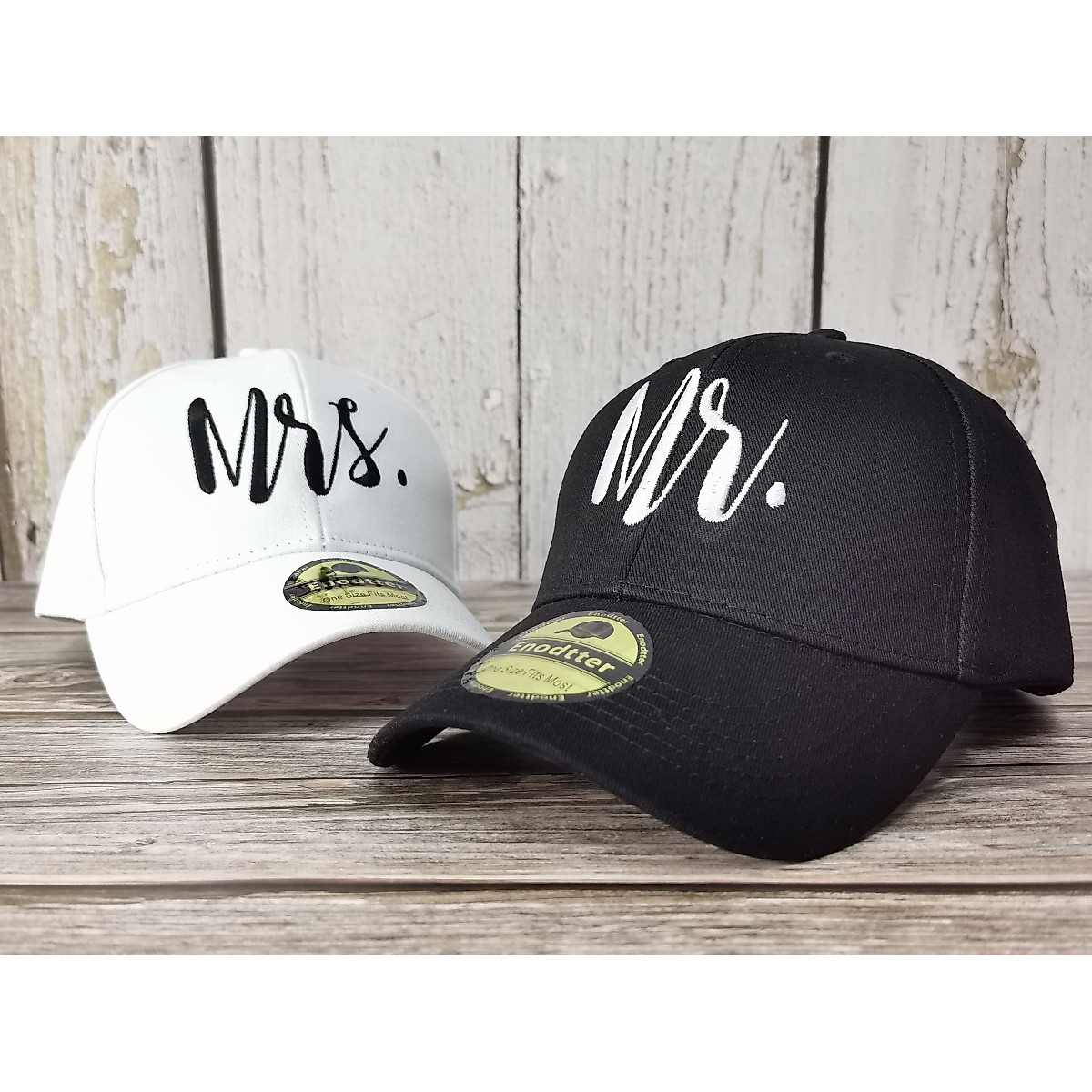 Enodtter Mr & Mrs Baseball Hats, Black White Embroidered Bride Groom Matching Hats Couples Set, Hubby Wifey Caps, Newlywed Honeymoon Wedding Gift