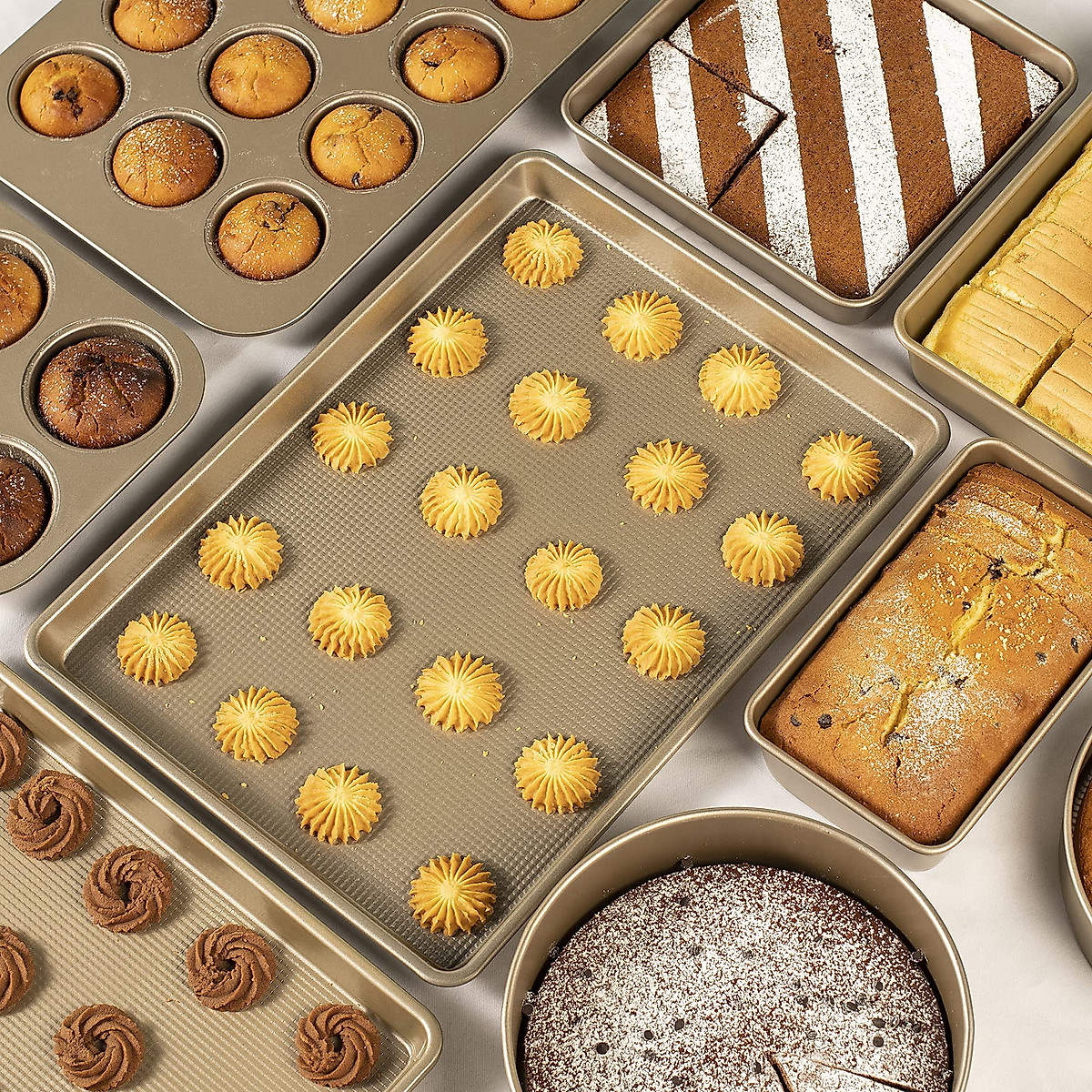 Kitcom Nonstick Bakeware Sets Textured 6-Piece with Cookie Sheet Set, Roasting Pan, Round Cake Pan, Loaf Pan, Heavy Duty Carbon Steel Premium Baking Pans, Champagne Gold