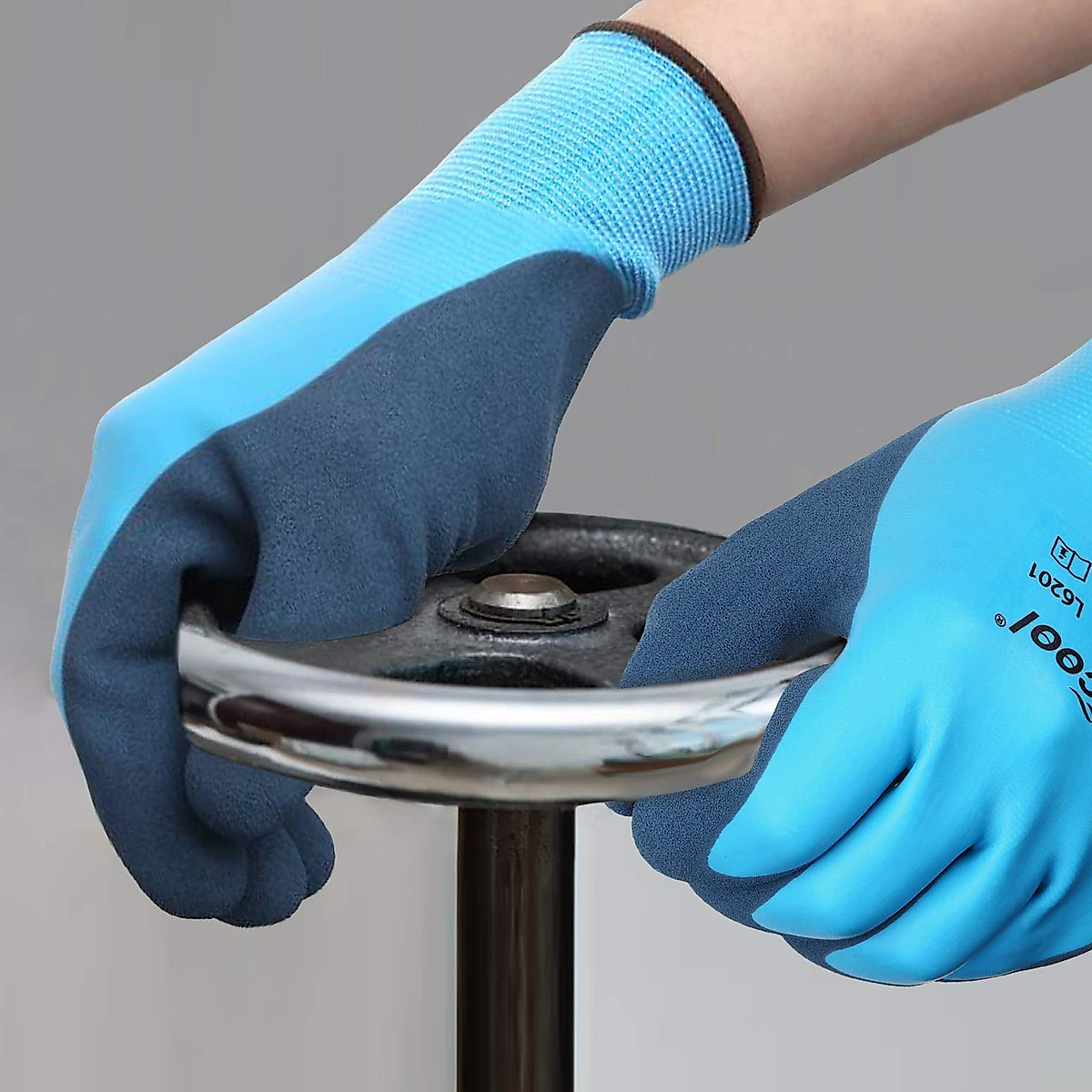 DS Safety L6201 Waterproof Work Gloves 15 Gauge Hycool Grip Men's Working Gloves Double Coated Nylon Gloves with Comfortable Latex Foam for Multipurpose Use 1 Pair(M)