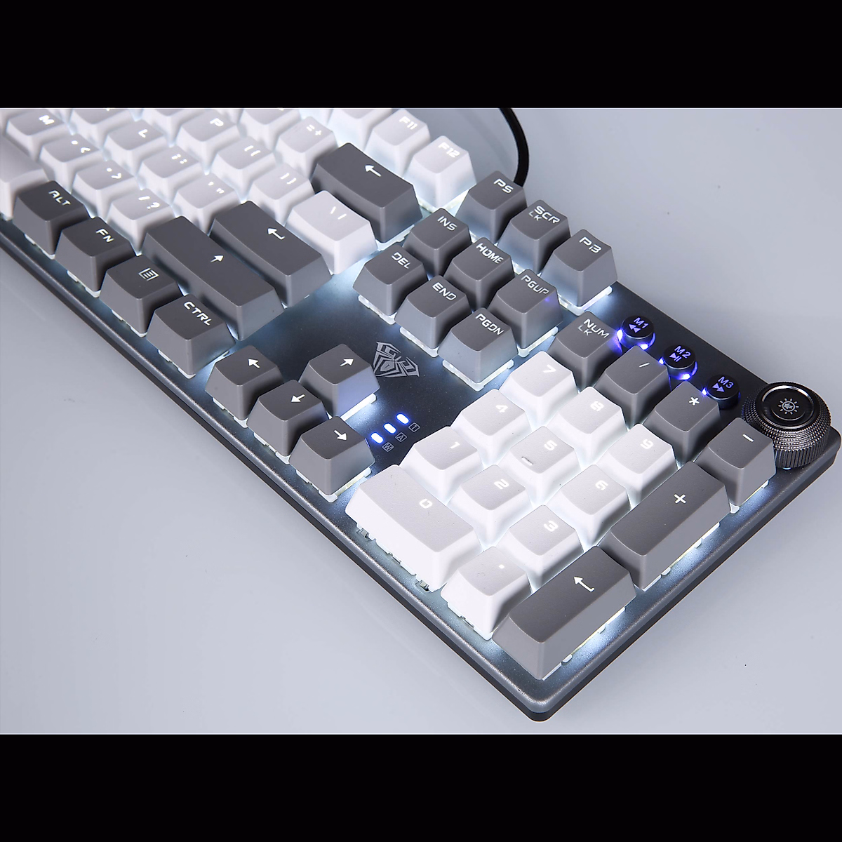 CCTECH Chichen Mechanical Gaming Keyboard,USB Wired,Magnetic Wrist Rest,Pure White Backlight Classic Keycaps,for Gaming,Office and Home,Dedicated Media Keys. (Black)