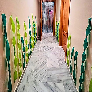 Unique Industries Crepe Paper Streamer, 81ft, Emerald Green