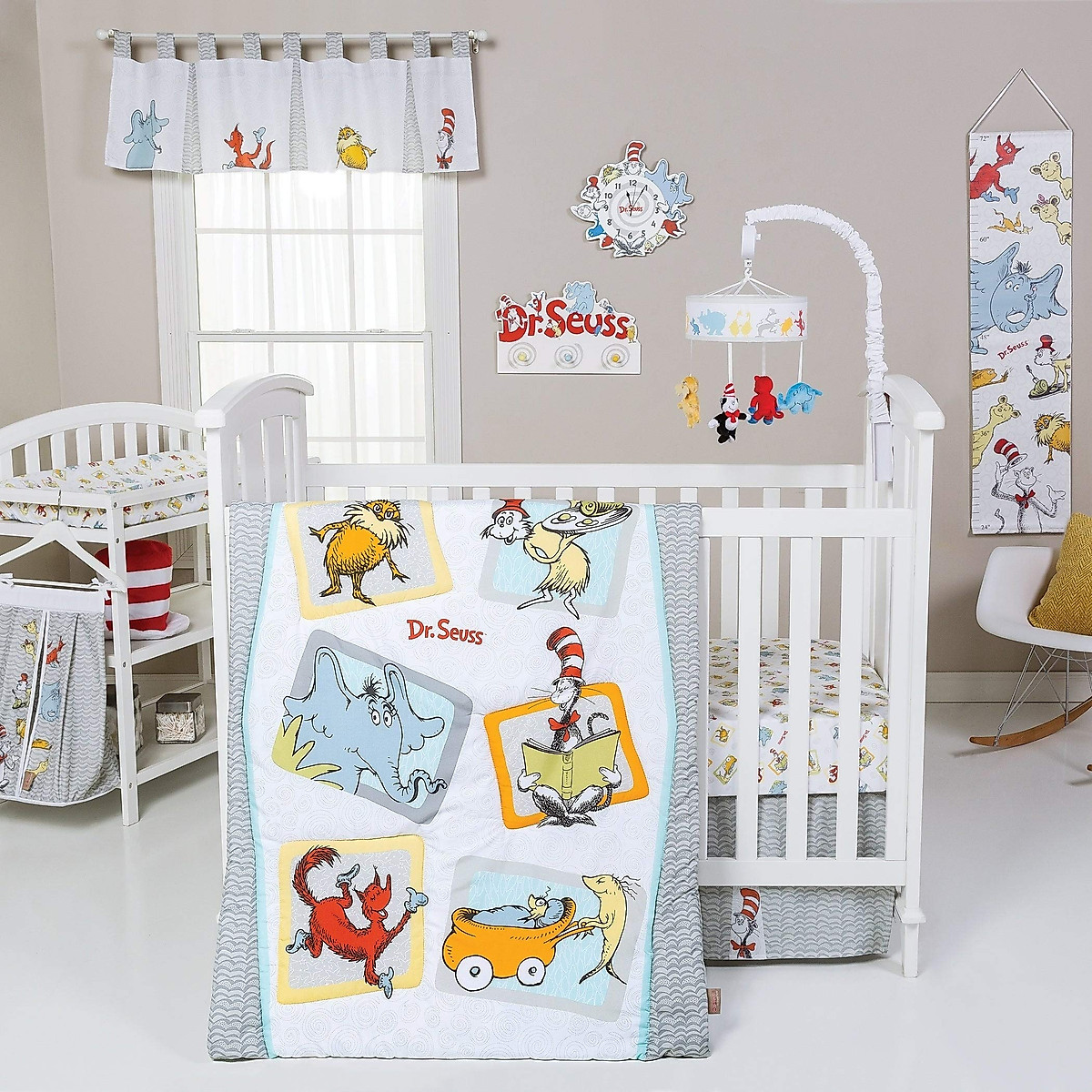 Trend Lab Dr. Seuss Friends 5 Piece Crib Bedding Set, Multi (30016)