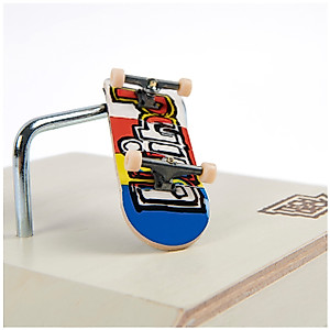 TECH DECK Performance Series, Shred Pyramid Set with Metal Rail and Exclusive Blind Fingerboard, Made with Real Wood, Kids Toy for Boys and Girls Ages 6 and up