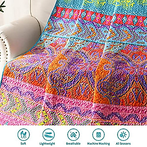 Qucover Boho Quilt Throw, Soft Microfiber Pink Blue Bohemian Bed Spread, Ethnic Style Lightweight Quilt Throw Blanket for Couch Sofa (Small Single)