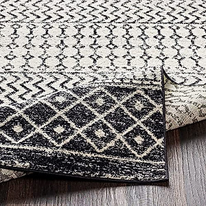 Artistic Weavers Chester Boho Moroccan Area Rug,5' x 8' Oval,Black