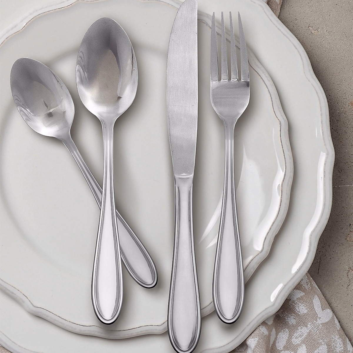 Hampton Forge Lincoln 46 Piece Set with Caddy, 5.80 LB, Metallic