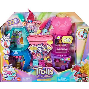 Mattel DreamWorks Trolls Band Together Toys, Mount Rageous Playset with Queen Poppy Small Doll & 25+ Accessories, 4 Hair Pops