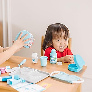 Melissa & Doug Super Smile Dentist Kit With Pretend Play Set of Teeth And Dental Accessories (25 Toy Pieces) - Pretend Dentist Play Set, Dentist Toy, Dentist Kit For Kids Ages 3+