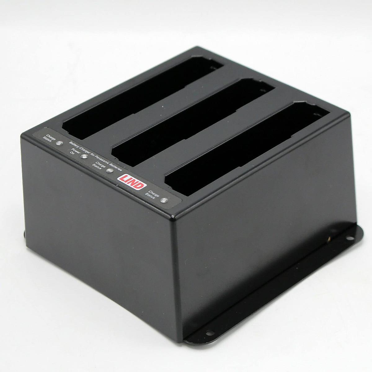 FZ-G1 LIND 3-Bay Battery Charger - FZ-LND3BAYG1 W/AC Adapter