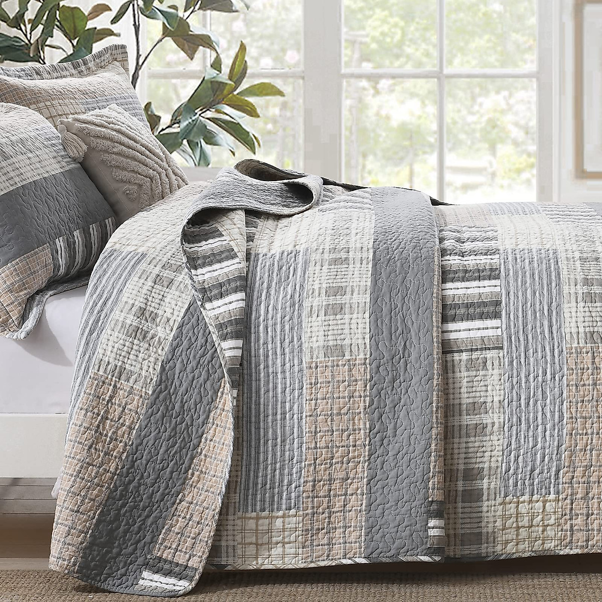 Y-PLWOMEN Quilts Queen Size - 100% Cotton Brown Grey Queen Quilt Farmhouse Plaid Quilted Bedspread, 3 Pieces Lightweight Reversible Queen Size Quilt Bedding Set for All Season