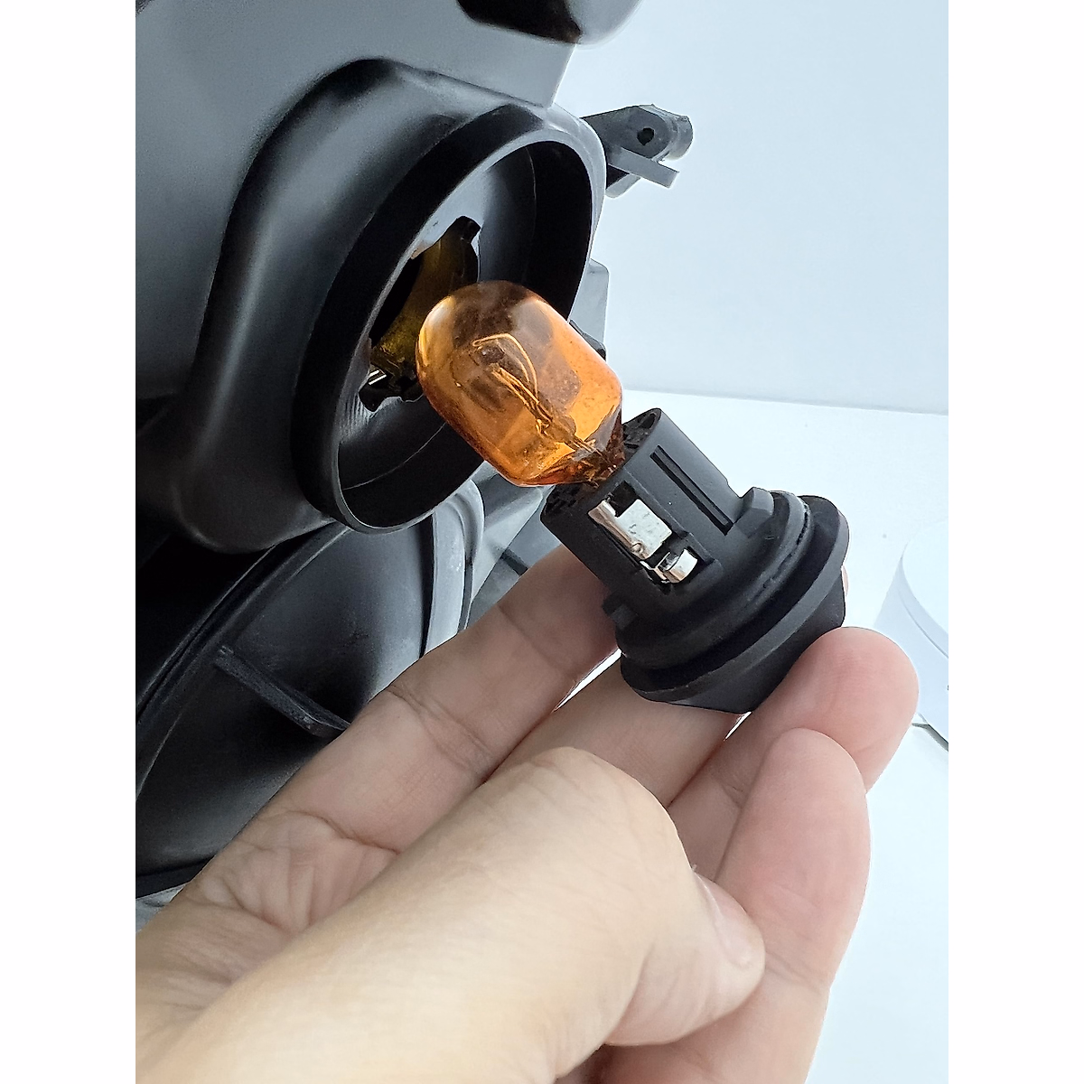 ALLIGATOR AUTO LIGHTS Headlight Assembly Set Pair Replacement for Ram 2014 2015 2016 2017 2018 2019 2020 2021 2022 ProMaster 2500, DOT/SAE Compliant,Halogen Headlights with Bulbs, Left & Right Side