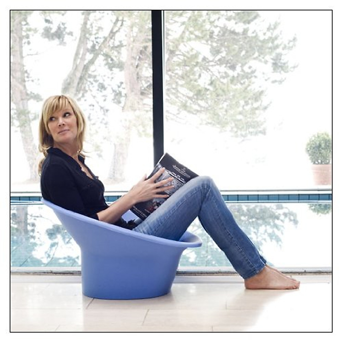 OFFI Teenager Molded Stacking Chair Co., Color = Green