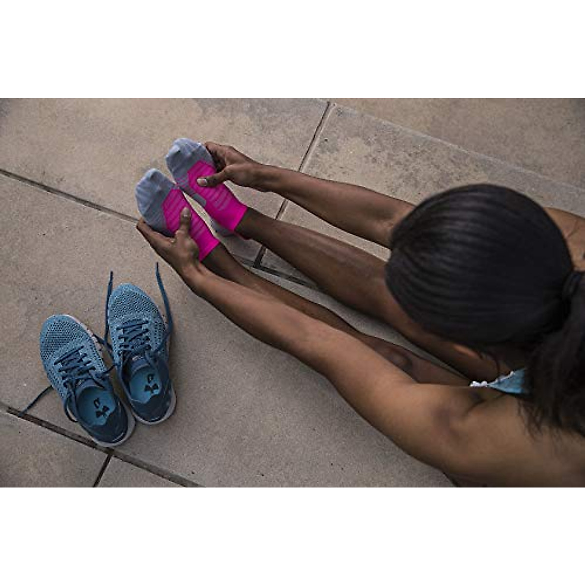 Under Armour Adult Run No Show Tab Socks, 2-Pairs , Black/White , Large