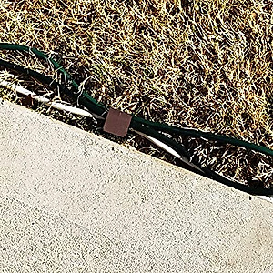 10 Inch Christmas Inflatable Plastic Stakes, 8 PCS Landscape Edging Stakes Anchoring Spikes Ground Tent Stakes for Christmas Holiday Inflatables Garden Decorations