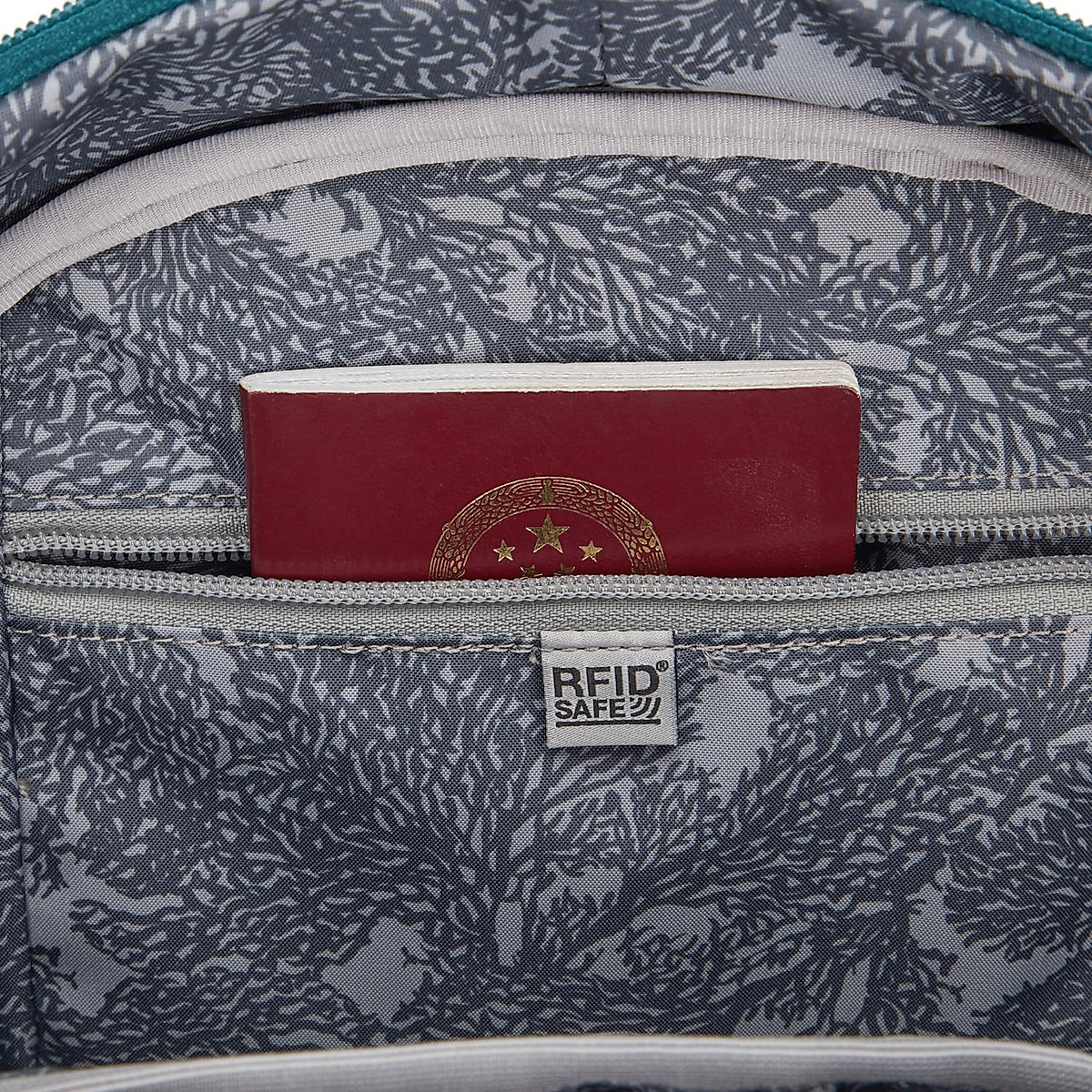 Pacsafe Metrosafe LS450 Anti Theft 25L Backpack, ECONYL Black