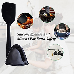 Plastihut Cake Carrier With Lid and Handle – All In 1 Multipurpose Cake Storage Container Fits 6" Cake, 11 Cupcakes & A Cake Plate Serves as 5 Section Serving Tray for Snacks & Fruit - White