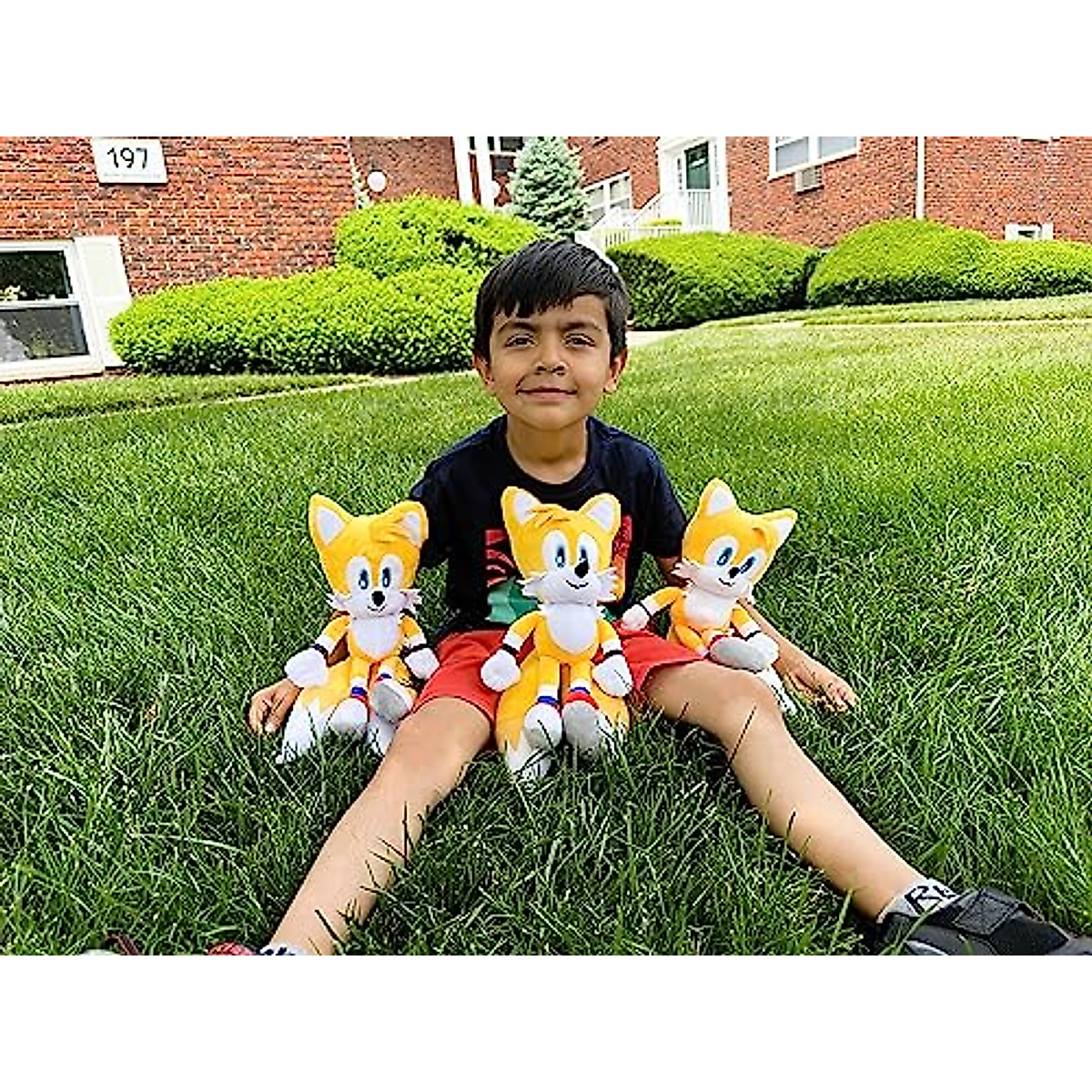 Adenzai Yellow Sonic Plush Action Figure Animal Hedgehog Super Sonic Ray Flying Squirrel Movie Plush Gift Plush for Kids Boys & Girls Sonic The Hedgehog Toy Tails Plush, Knuckles Plush 12 Inches