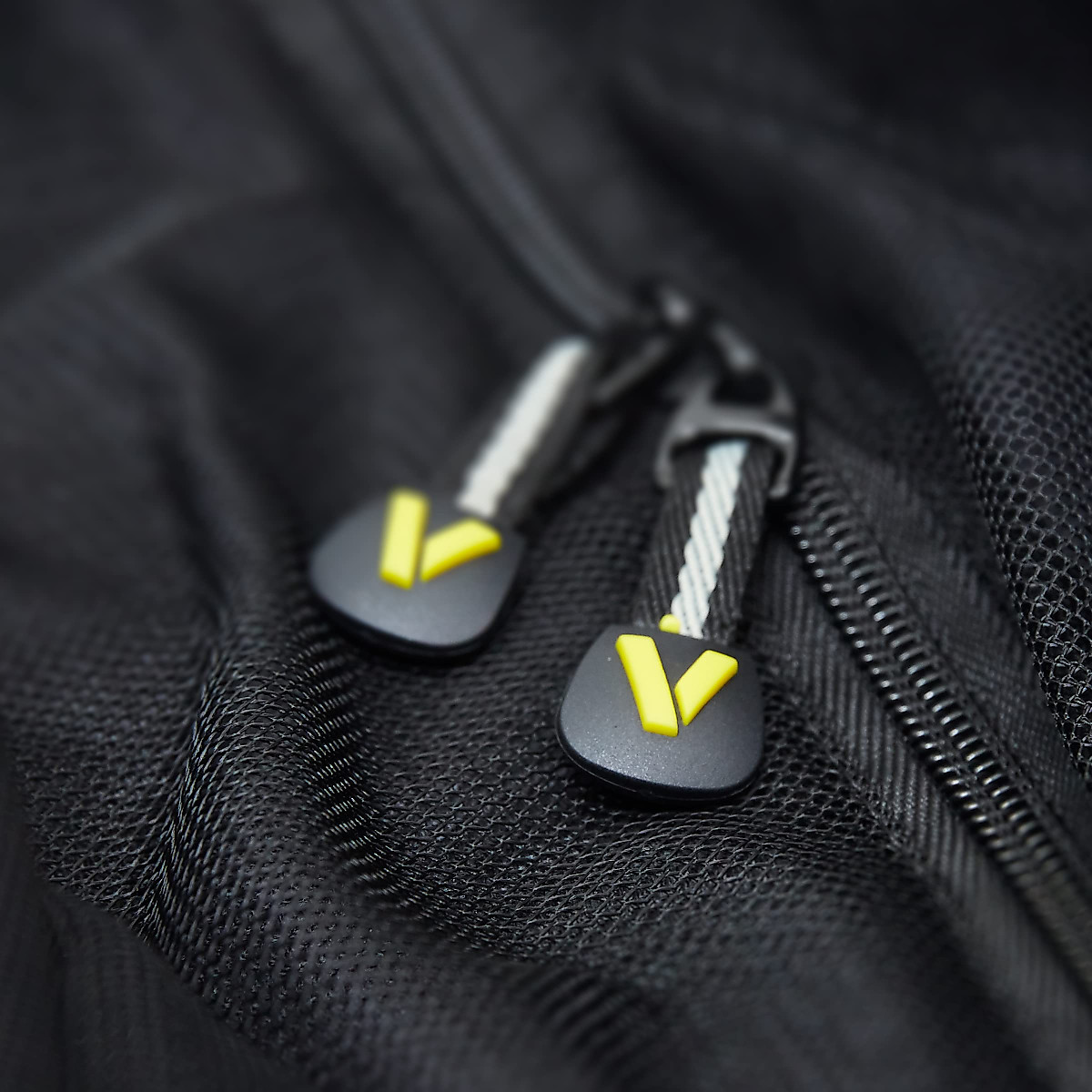 Veer Rear Foldable Storage Basket for Veer All-Terrain Cruiser 2 Seater. NOT Compatible with All-Terrain Cruiser XL 4 Seater or Cruiser-City Models.