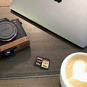 Transcend TS64GSDC700S 64GB UHS-II U3 V90 SDHC Flash Memory Card