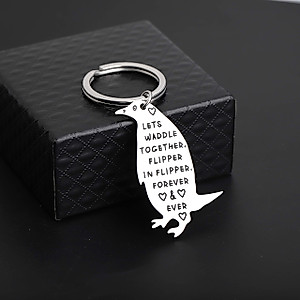 Lywjyb Birdgot Penguin Gift Penguin Couple Keychain Let’s Waddle Together Cute Penguin Shape Keychain Wedding Gift (Penguin Waddle)