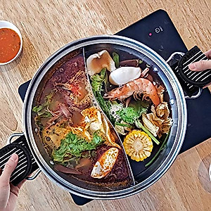 4 Pieces Hot Pan Handle Sleeves Heat Resistant Covers Non-Slip Holders for Home Kitchen Cooking Tools (Classic Styles)