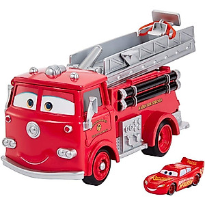 Mattel Disney and Pixar Cars Stunt & Splash Red Fire Truck with Color-Change Lightning McQueen Toy Car, Working Hose, Dunk Tank & More