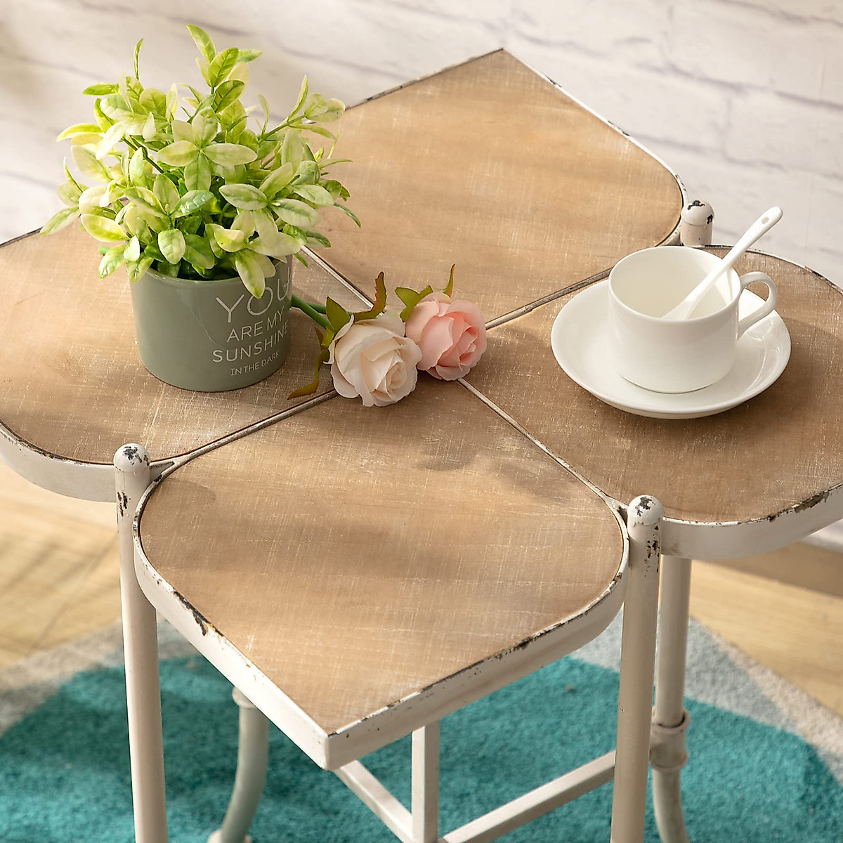 DOEWORKS Modern Four-Leaf Clover Shaped End Table, Vintage Living Room Coffee Table, Wood Sofa Side Table for Bedroom,Kitchen, Cafe