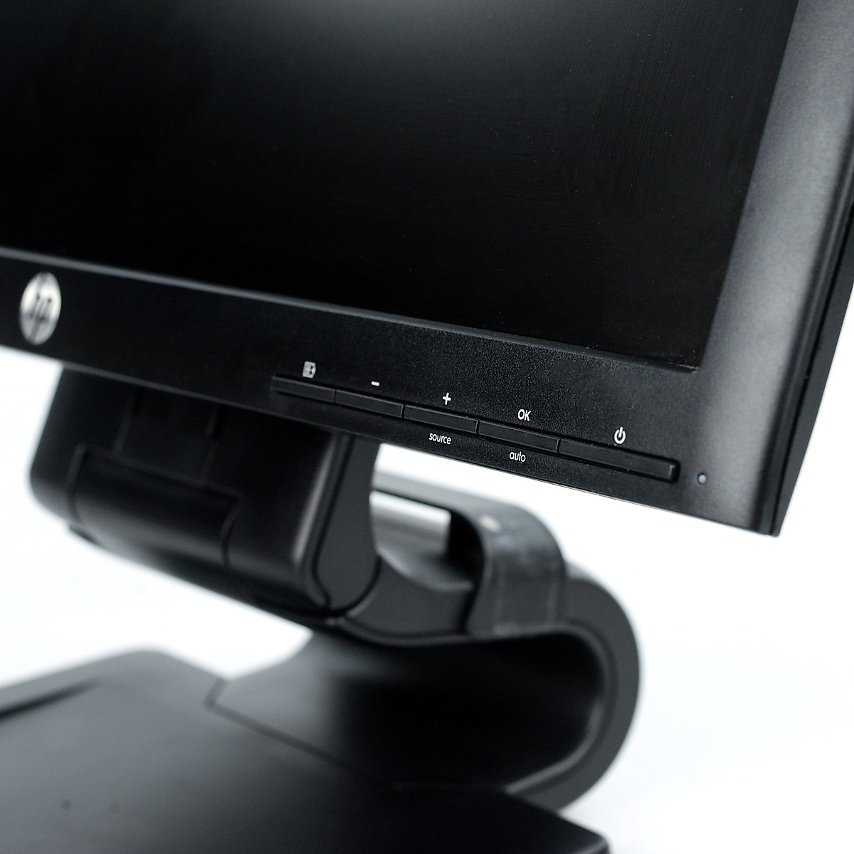 HP Compaq Advantage LA2206x 21.5" LED LCD Monitor - 5 ms