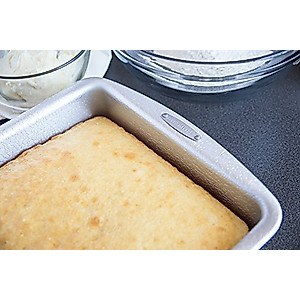 Doughmakers 40056 Premium Quality Commercial Grade Bakeware, Set of 3 Baking Pans, 10 x 15 sheet, 9 x 13 pan, 9-inch round, Silver, Large