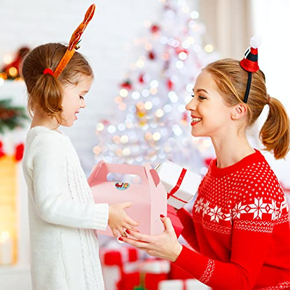 Lainrrew 30 Pcs Gable Candy Treat Boxes, Small Goodie Boxes ,Kraft Paper Gift Box for Christmas Party Decorations Birthday Party Favors (Pink)