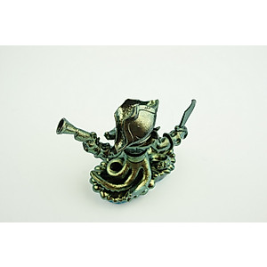 Skylanders SWAP Force Exclusive Metallic Gold Green Color Shift Wash Buckler (Includes Trading Card and Internet Code, no retail packaging)