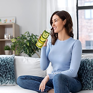 Moretoes 16oz Glass Juice Bottles, 6pcs Glass Bottles with Lids, Glass Water Bottles for Juicing, Glass Shaker Bottle with Stainless Steel Lids for Juices, Drinks, Smoothies