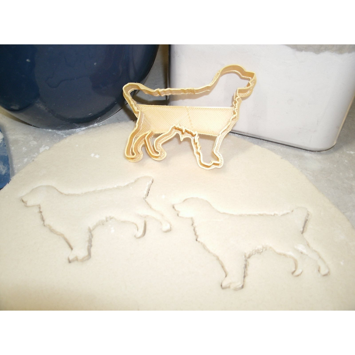 GOLDEN RETRIEVER OUTLINE DOG BREED FRIENDLY FAMILY PET COOKIE CUTTER MADE IN USA PR626