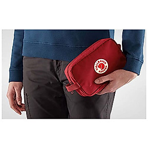 Fjallraven Women's Kanken Gear Bag, Pink, One Size