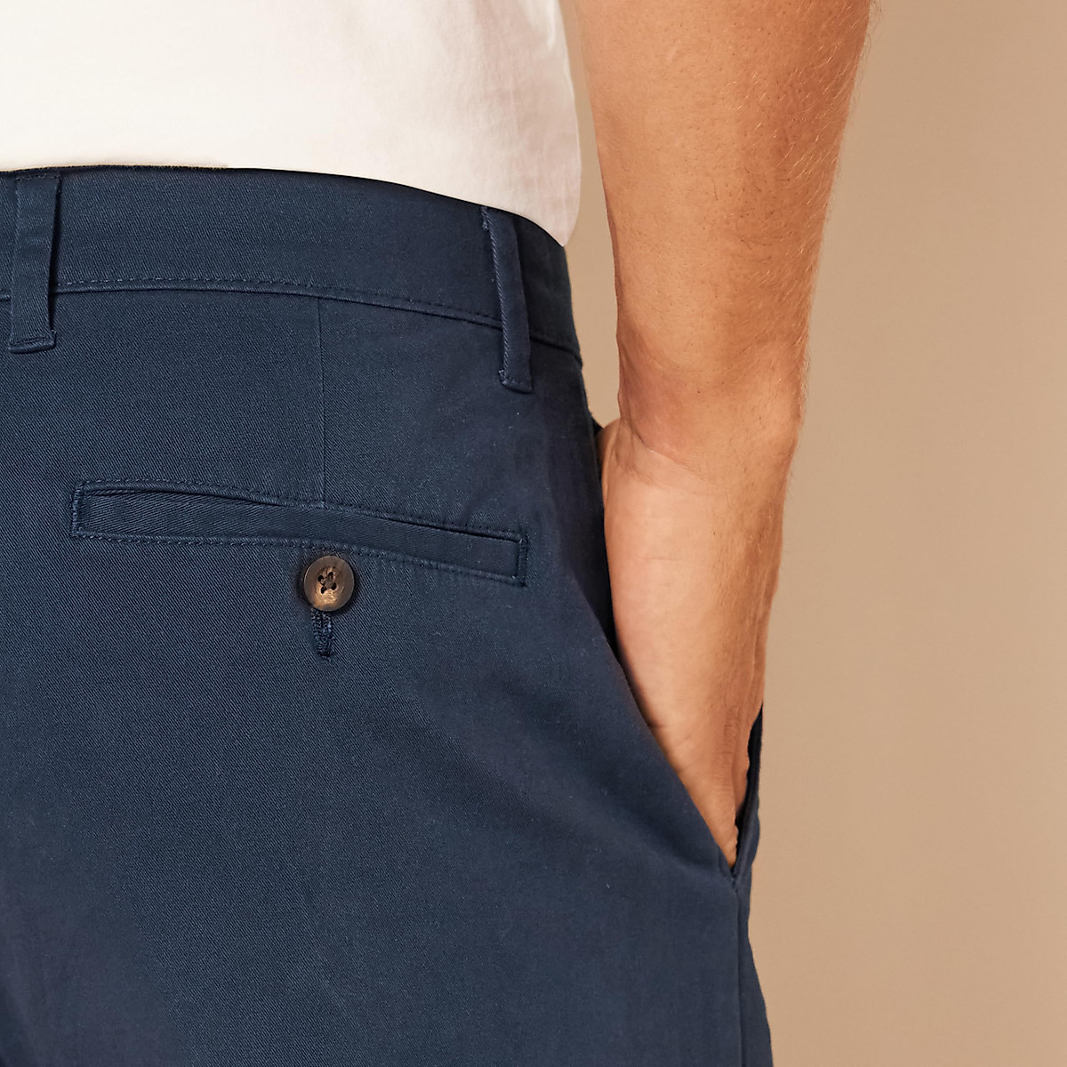 Amazon Essentials Men's Athletic-Fit Casual Stretch Chino Pant (Available in Big & Tall), Dark Navy, 40W x 32L