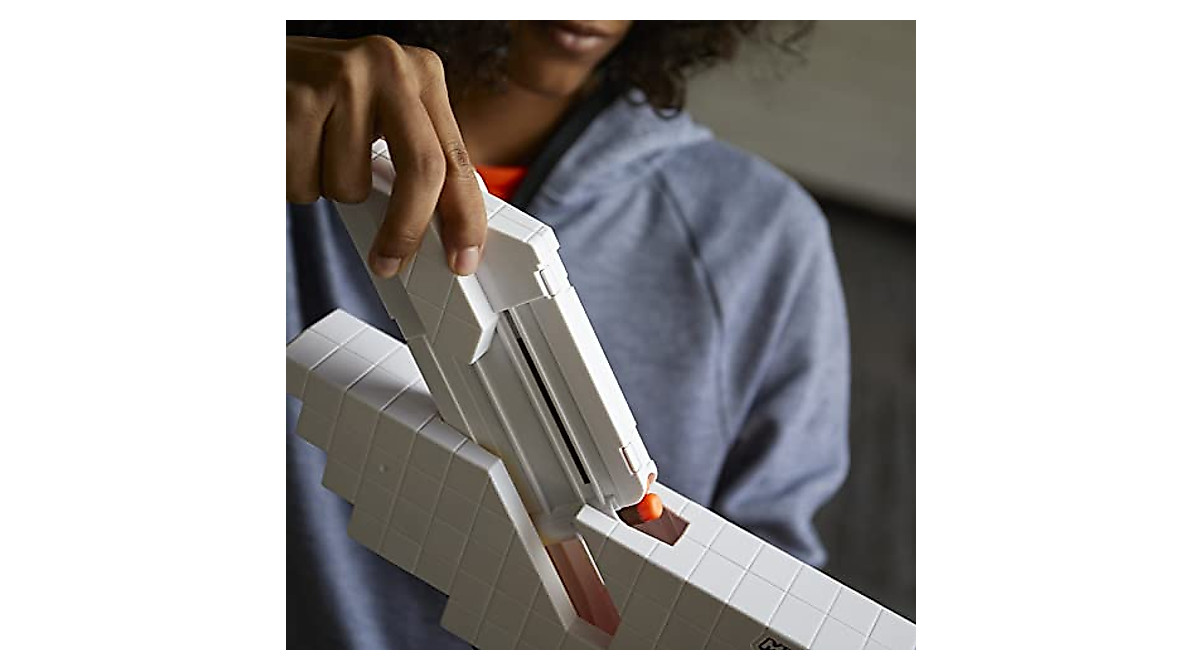 NERF Minecraft Sabrewing Motorized Blaster Bow - 8 Darts
